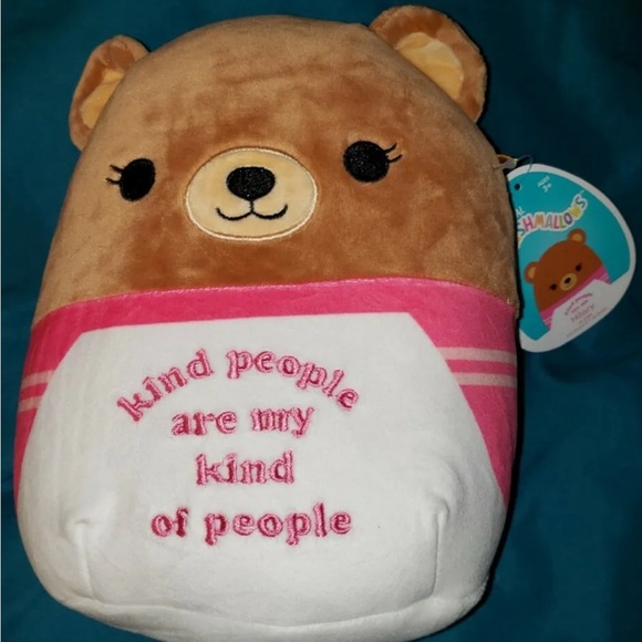 Squishmallows | Toys | Nwt 8 Hilary The Bear Wearing Motivational Top ...